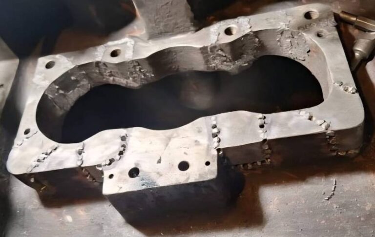 Metalock Brasil carries out structural repair on a cargo vessel engine ...
